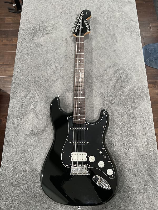 Squier Starcaster by Fender Stratocaster 2008 Black | Reverb