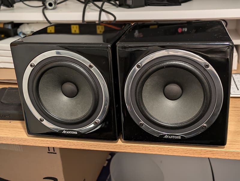 Avantone Audio MixCube Active Studio Monitors (Pair) | Reverb