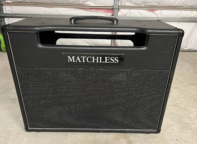 2008 Matchless Chieftain DC-30 2x12 Combo Cabinet Loaded with | Reverb