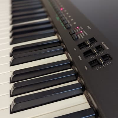 Yamaha P-200 Electric Digital Piano 88-Key Keyboard P200 | Reverb