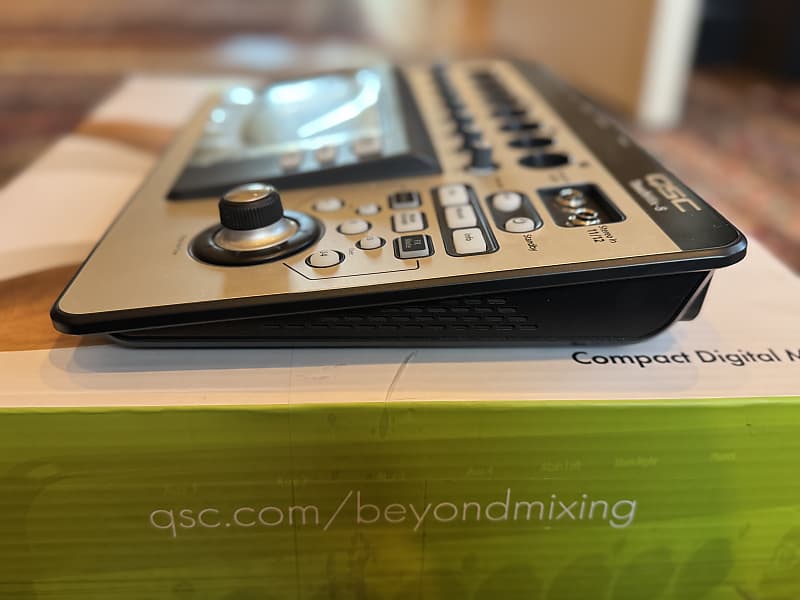 QSC TouchMix-8 Touch Screen Compact Digital Mixer 2010s - | Reverb