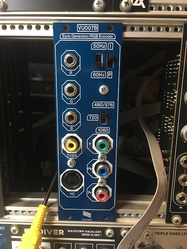 Syntonie VU007B Sync Generator + RGB Encoder LZX Video | Reverb