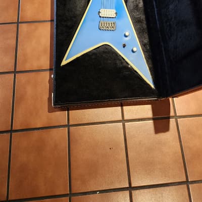 Kiesel Ultra V - Grabber Blue Satin and White | Reverb