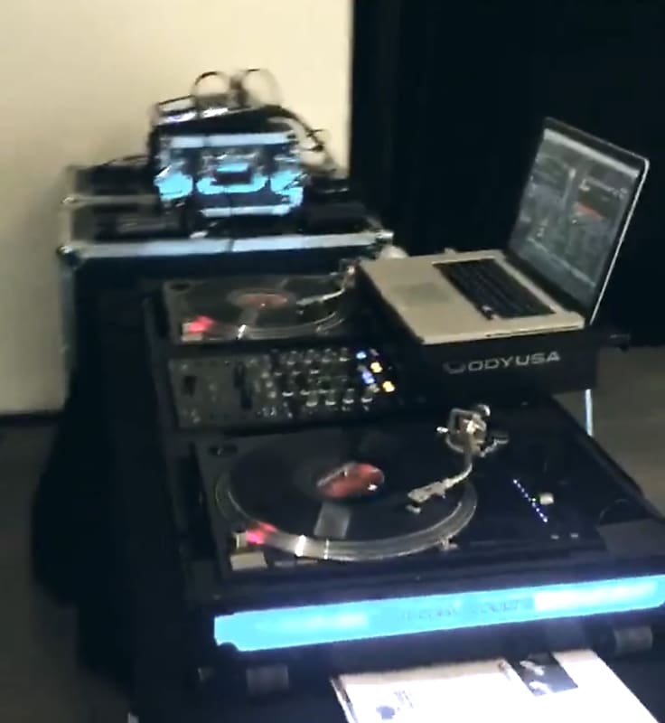 Odyssey FFXBM10WBL DJ COFFIN CASE LED PANELS for TURNTABLES | Reverb