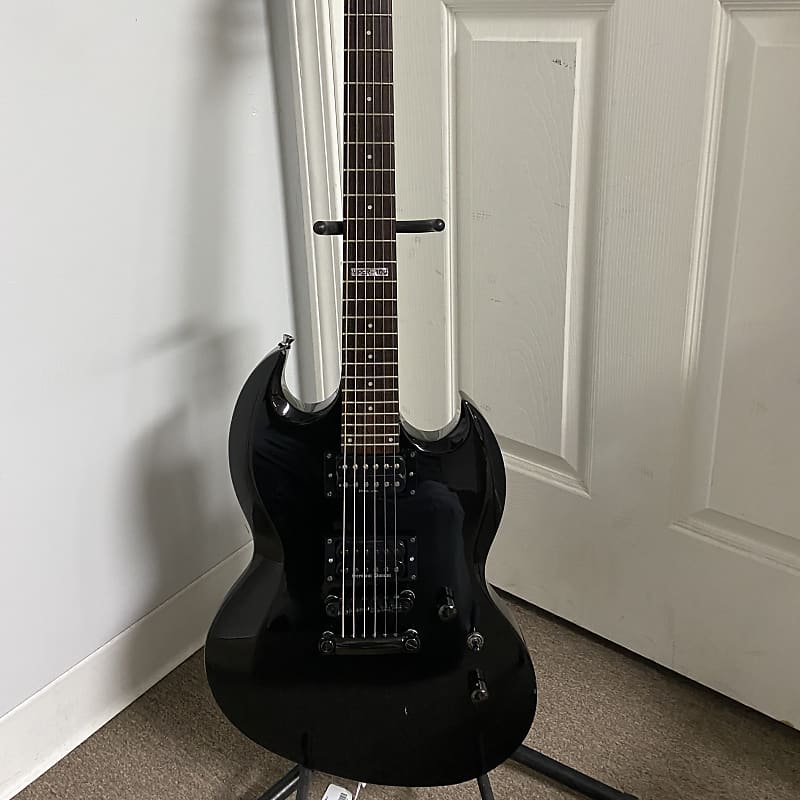 ESP LTD Viper 100 Black with Seymour Duncan Black Winter | Reverb