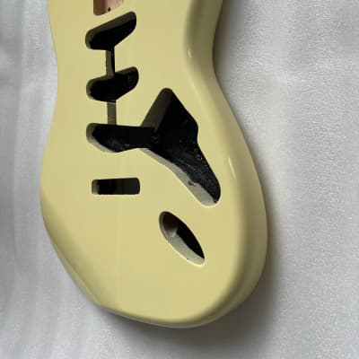 Cream Glossy Finish Alder Wood Stratocaster Strat | Reverb Deutschland