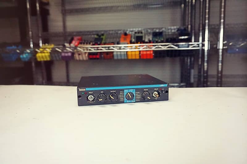 Lexicon LXP-1 Multi-Effects Processing Module Rack | Reverb