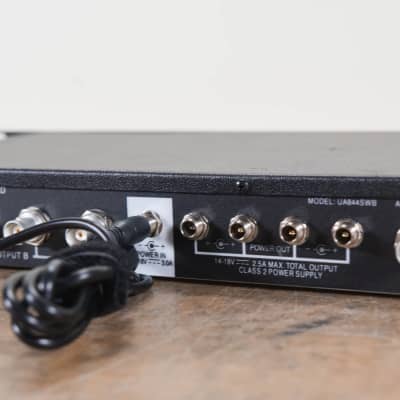 Shure UA844SWB Antenna Distribution System (church owned) | Reverb