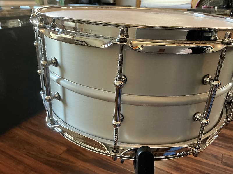 Ludwig Ludwig Acrolite 2022 - Brushed Aluminum | Reverb