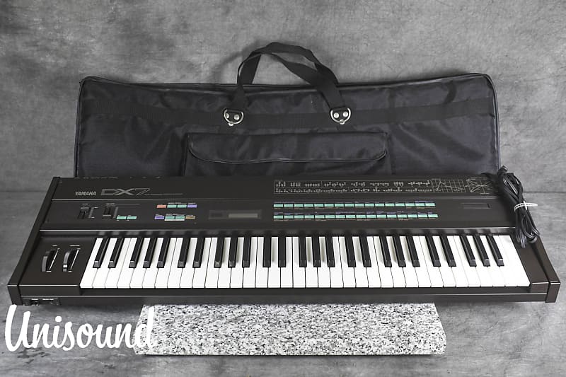 YAMAHA DX7 Digital Programmable Algorithm Synthesizer in Very | Reverb