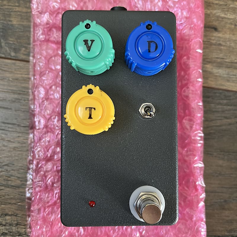 Harumonic "Iron Gust" Fuzz/Distortion #1 | Reverb