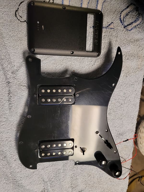 Fishman Classic set. Loaded Pickguard. Battery pack. | Reverb