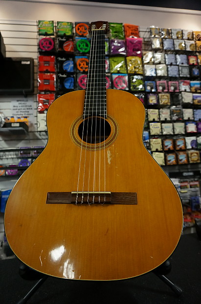 Guild Mark 4 1975 Vintage Classical guitar w/HSC! Vintage | Reverb