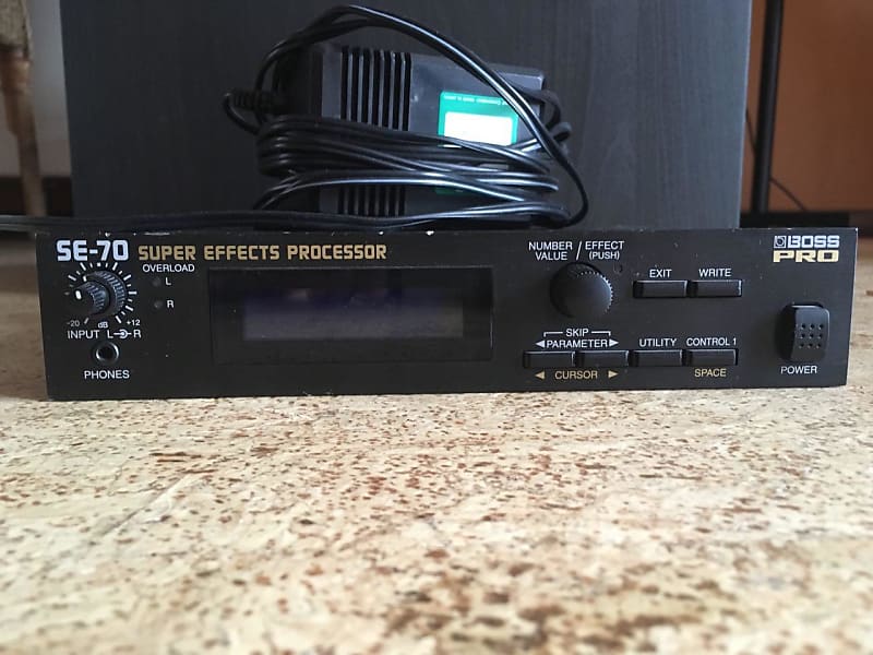 BOSS SE-70 Super Effects Processor | Reverb