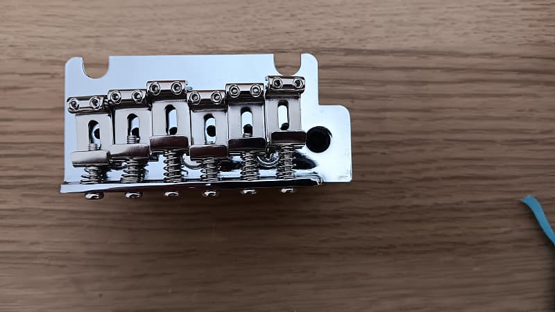 2 Point Bridge | Reverb UK