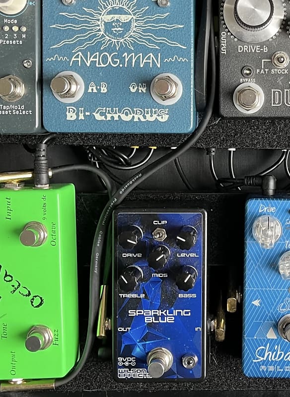 Wilson Effects Sparkling Blue - V2 | Reverb