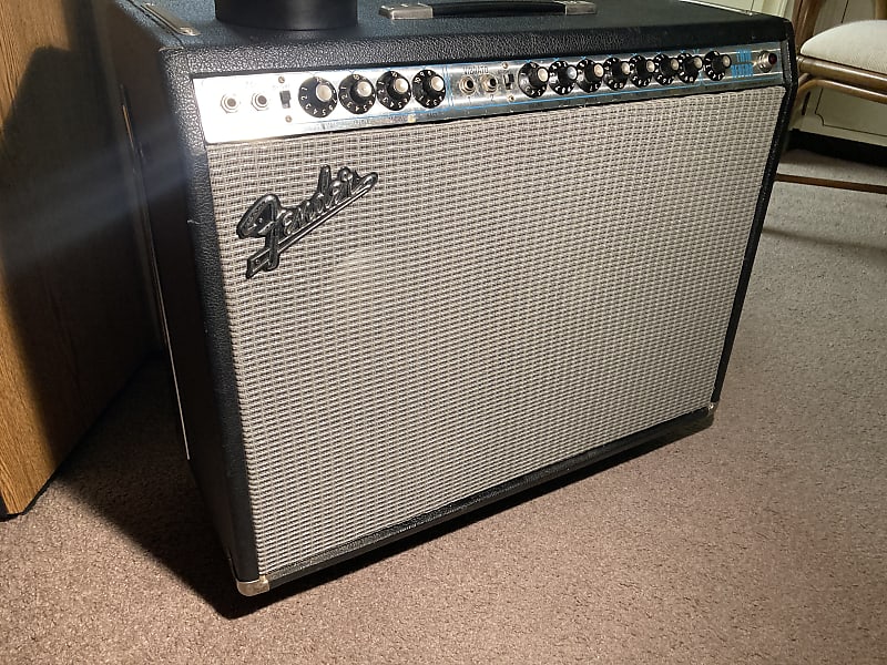 Fender Twin Reverb Amplifier 2-12” Silver face/Black case | Reverb