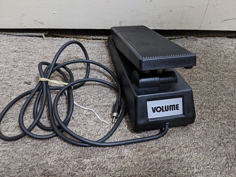 Vintage Volume Pedal for Keyboards - Male RCA Connector (DK | Reverb