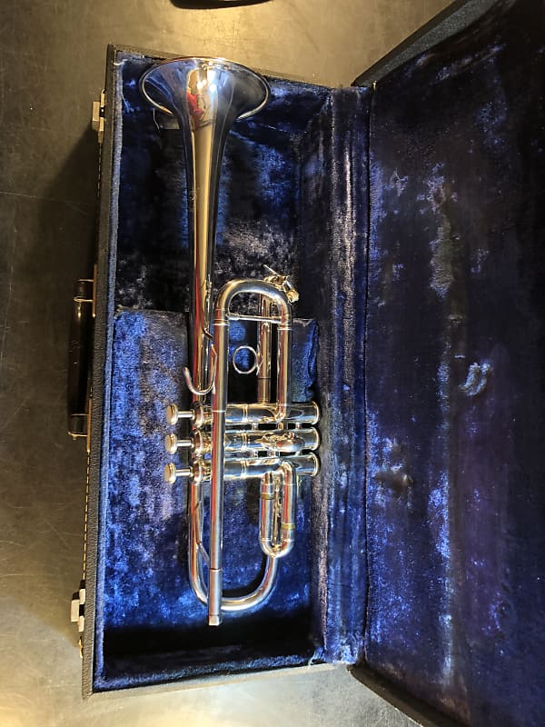 Beautiful Vincent Bach C Trumpet Stradivarius 239 Pro Model Beautiful Vincent Bach C Trumpet Stradivarius 239 Pro Model