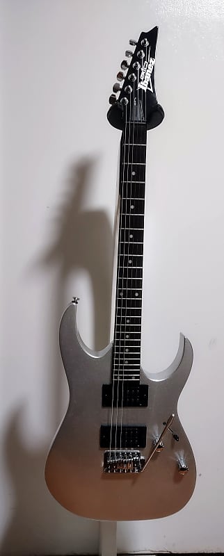 Ibanez GIO - Silver Sparkle | Reverb