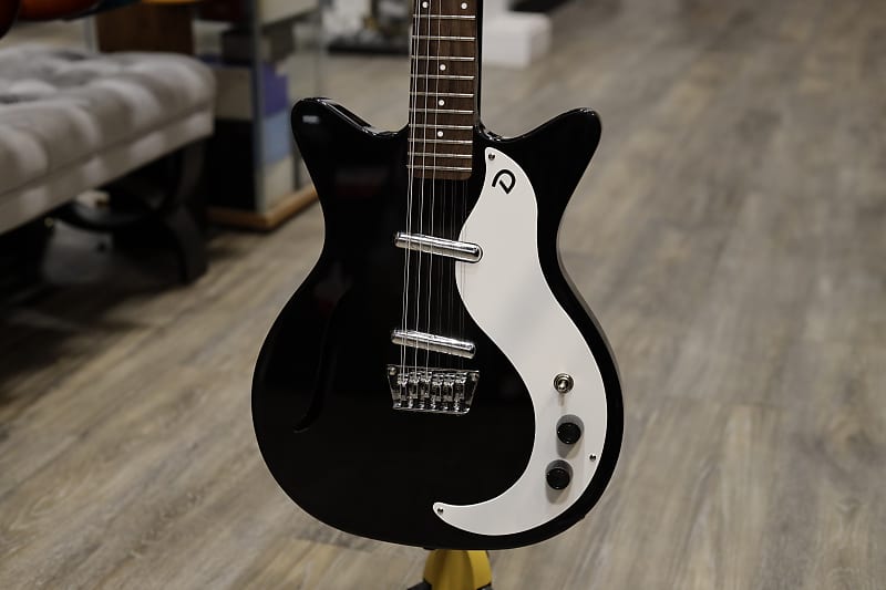 Danelectro D5912 12 Strings Hollow Body - Black | Reverb Canada