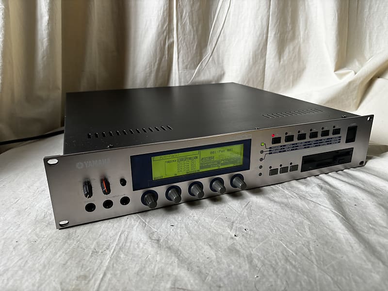 YAMAHA A4000 Maximum 128MB memory Professional Sampler | Reverb