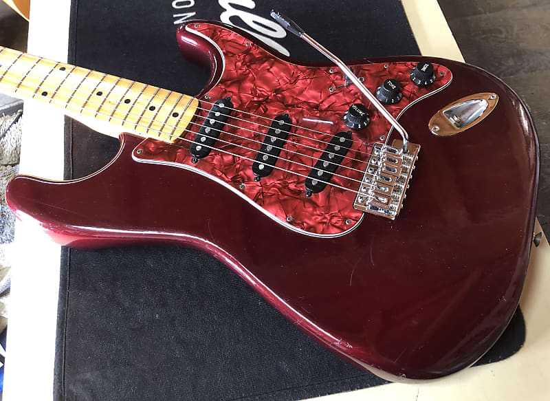 Belle Stratocaster Country 300MR Japon 70s micros Fender US | Reverb