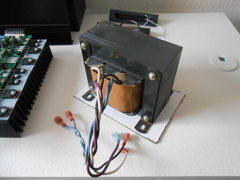 Carver (USA) AV-505 Amplifier Parts: USED Transformer Only | Reverb