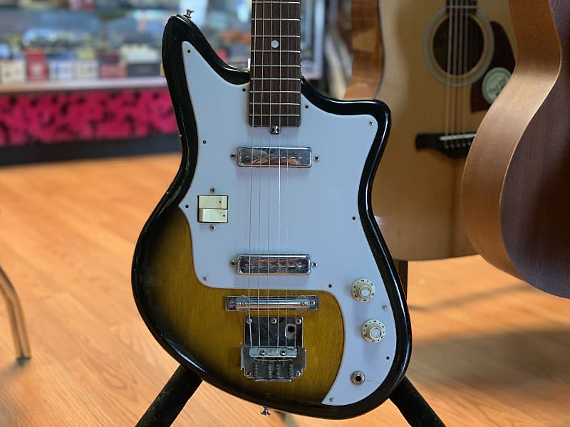 Weltron Teiscoish Jaguar style electric guitar 1960's Sunburt | Reverb