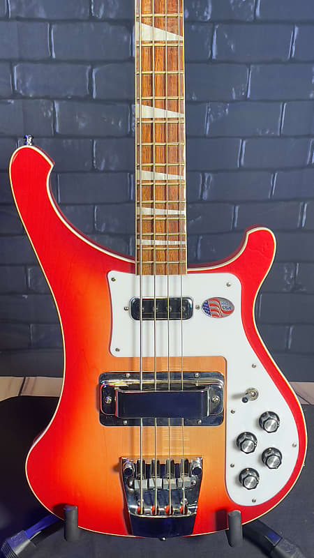 Rickenbaker 4003 with hardshell Rickenbaker case 2020 | Reverb