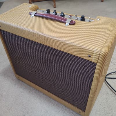 Tweed "Deluxe" Amp | Reverb