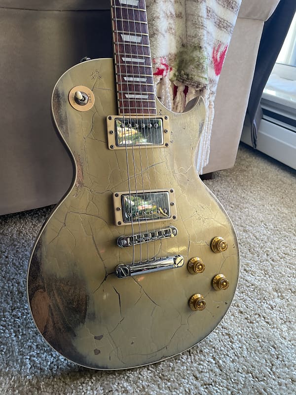 Heavy Relic Les Paul Gold Top Tradition S10Q | Reverb