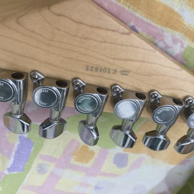 Fender Performer Made in Japan 1985 White/yellow | Reverb