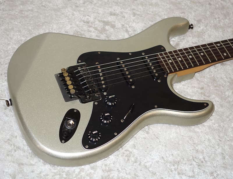 Kramer 300ST 300 ST electric guitar in silver sparkle finish | Reverb
