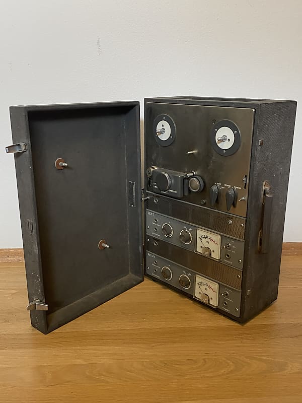 Akai M7 / M8 Tube Reel to Reel - Turns On - 60's | Reverb