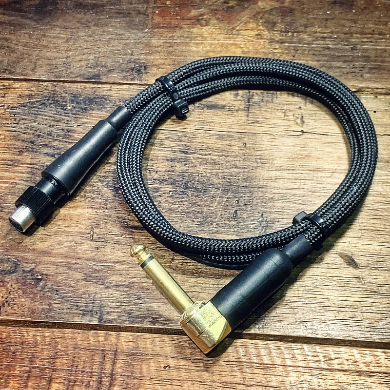 David Laboga [DL Cables] Wireless Series 77cm [Shure] (Angle | Reverb