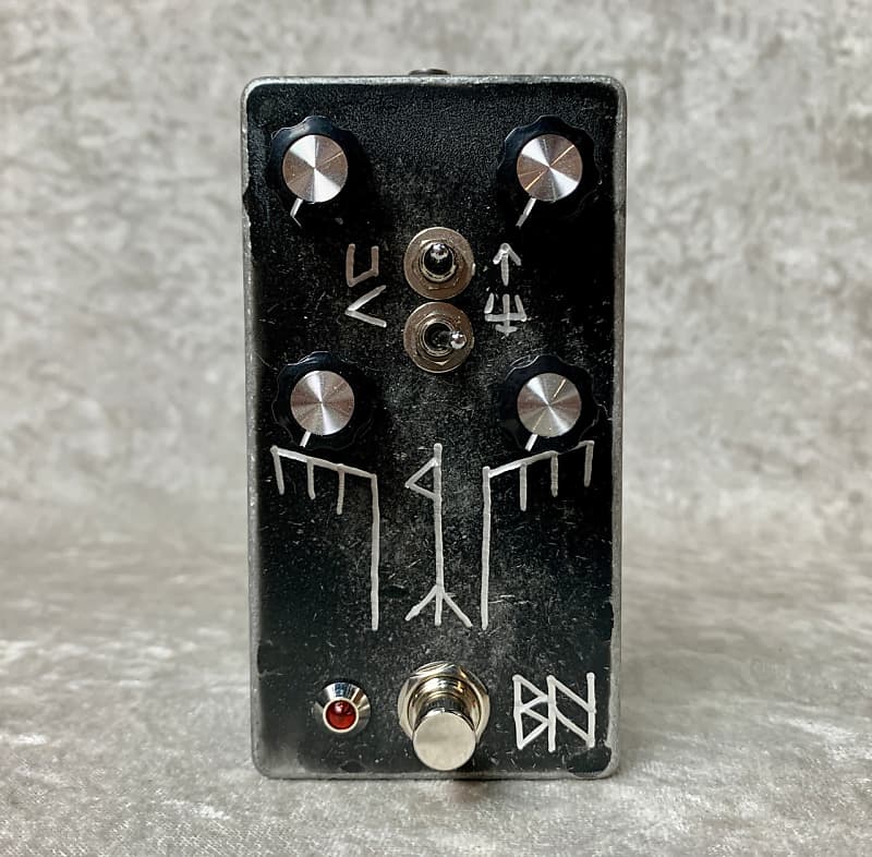 USA Blackhawk Amplifiers VALKYRIE V4 | LM308 Distortion Pedal | Reverb