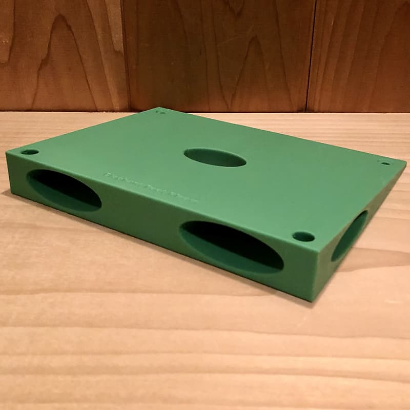 Elephant Foot Risers Wedge Riser 7"w x 5.5"d x 1"h | Reverb