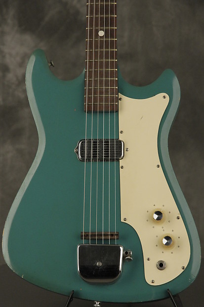 1965 SILVERTONE model 1417 L 1413 w/Vibrato TURQUOISE | Reverb