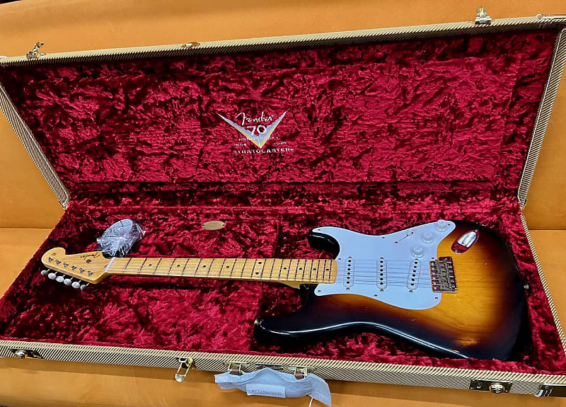 Fender 1954 Fender Stratocaster 70th Anniversary | Reverb Austria
