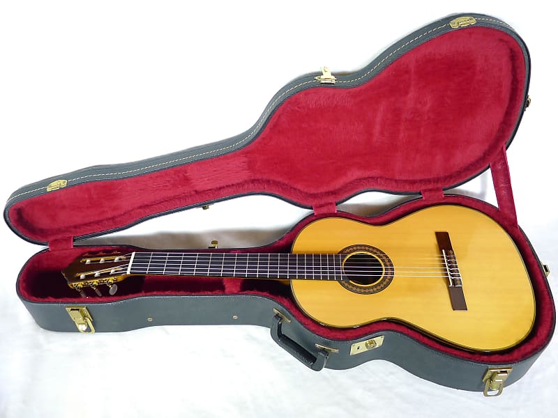 NEAR MINT! Rare Gurian CLR Classical Nylon String Guitar with | Reverb