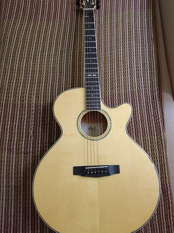 Cort SFX 10 Nat 2009 - Glossy | Reverb