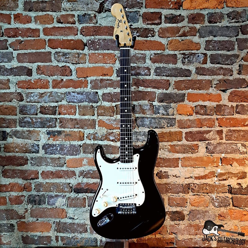 Fender MIM Lefty Stratocaster *Factory Fire Era* (1996 - | Reverb