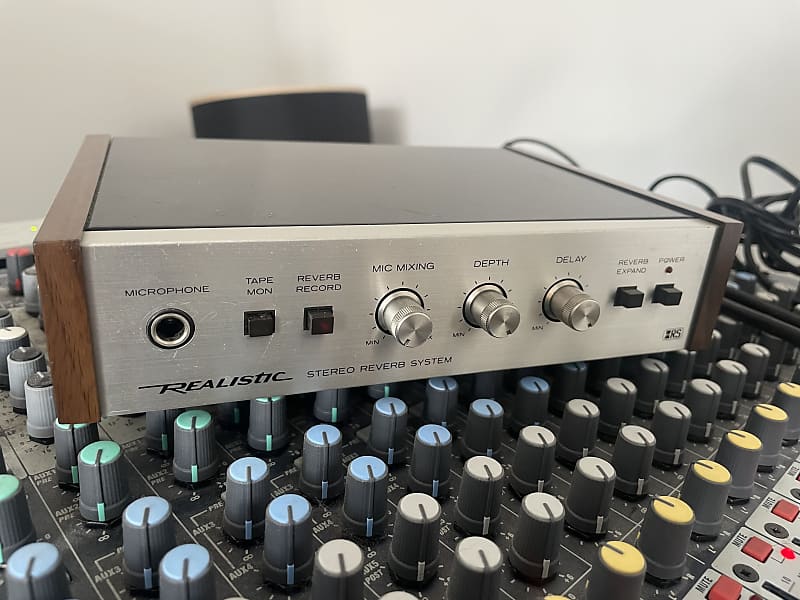 Realistic Stereo Reverb system | Reverb