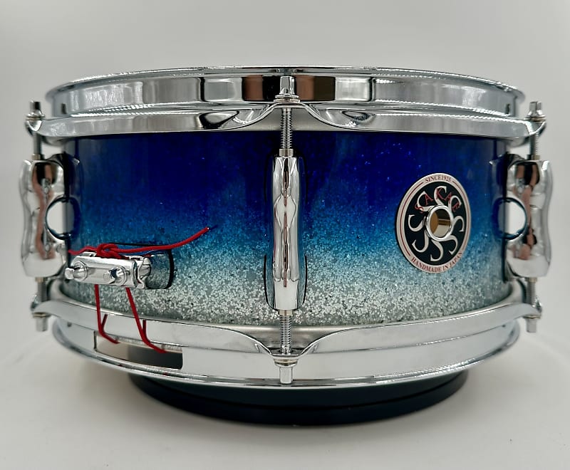 Sakae SD1250MA - Maple 12x5" Snare Drum 2014 - Silver Blue | Reverb