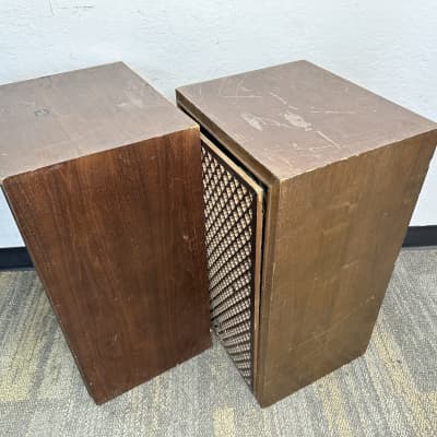 Sansui SP-200 3 Way 5 Speakers Floor Speaker Pair Made in | Reverb
