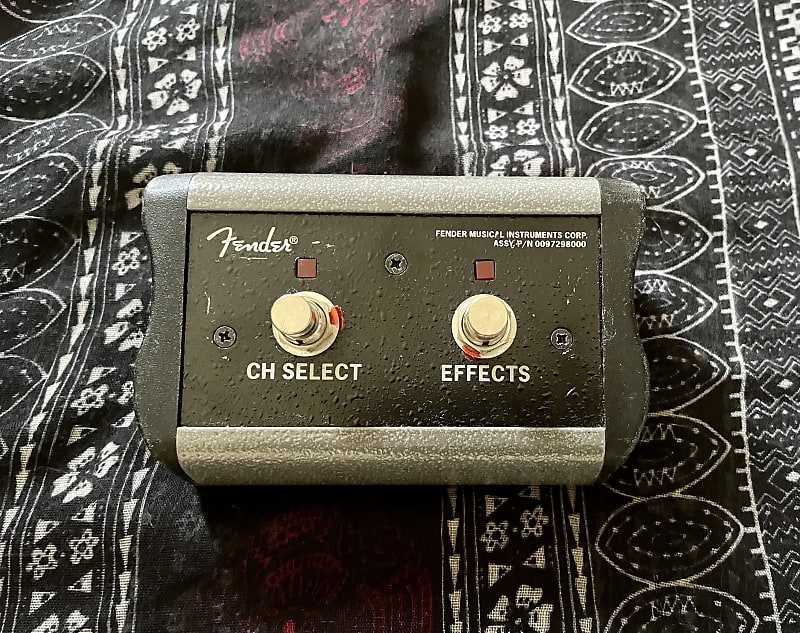 Fender 2-Button Footswitch Channel / Effects | Reverb