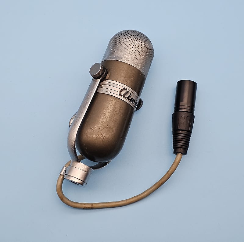☆Vintage 1960s Aiwa DM-17 Dynamic Microphone - RCA Style Pill | Reverb