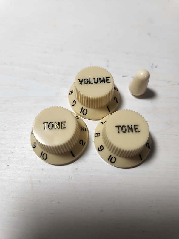 Fender Custom Shop 50's Relic Aged Stratocaster Green Font | Reverb