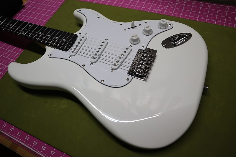 Harley Benton ST-20 WH 2022 Gloss White The Better Benton! | Reverb